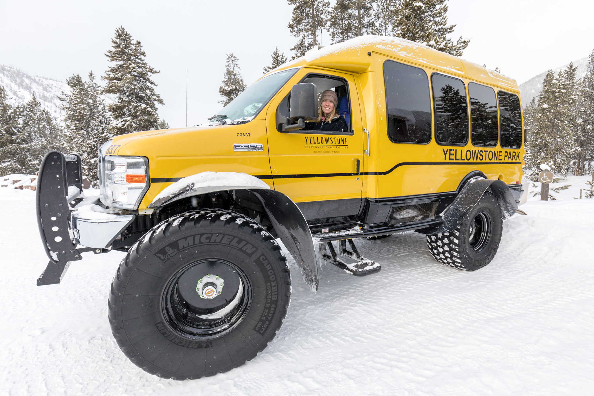 Staying Warm in Yellowstone's Winter - Yellowstone Forever